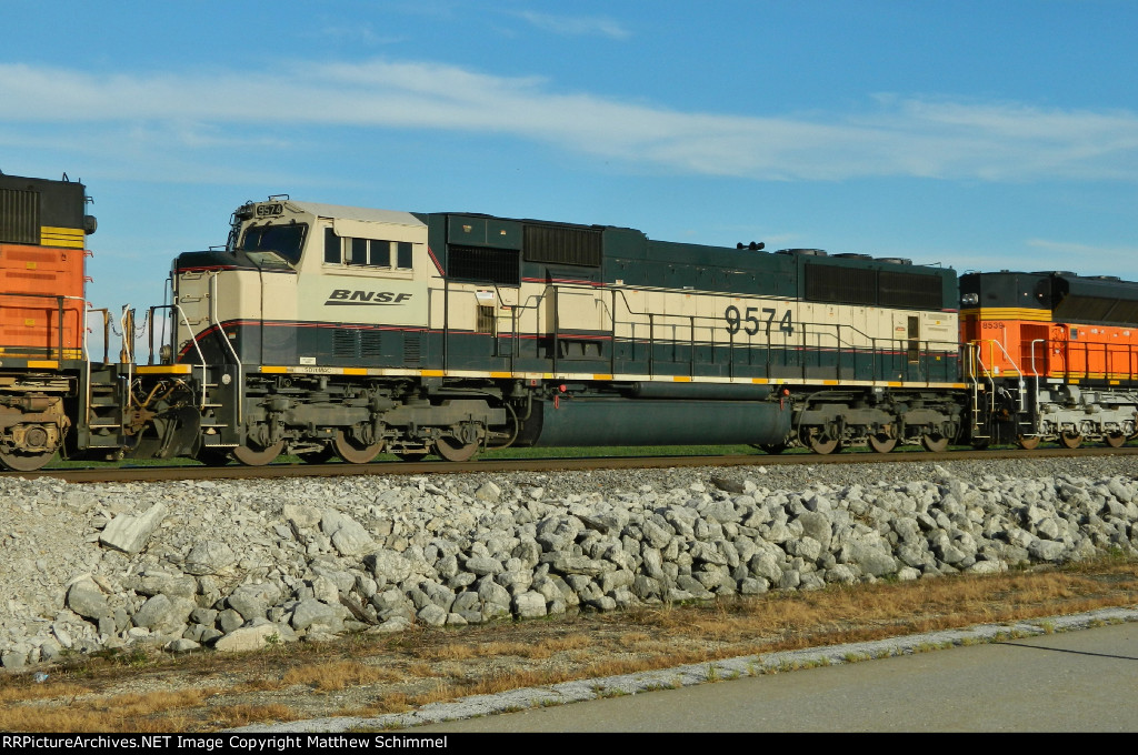 BNSF 9574
